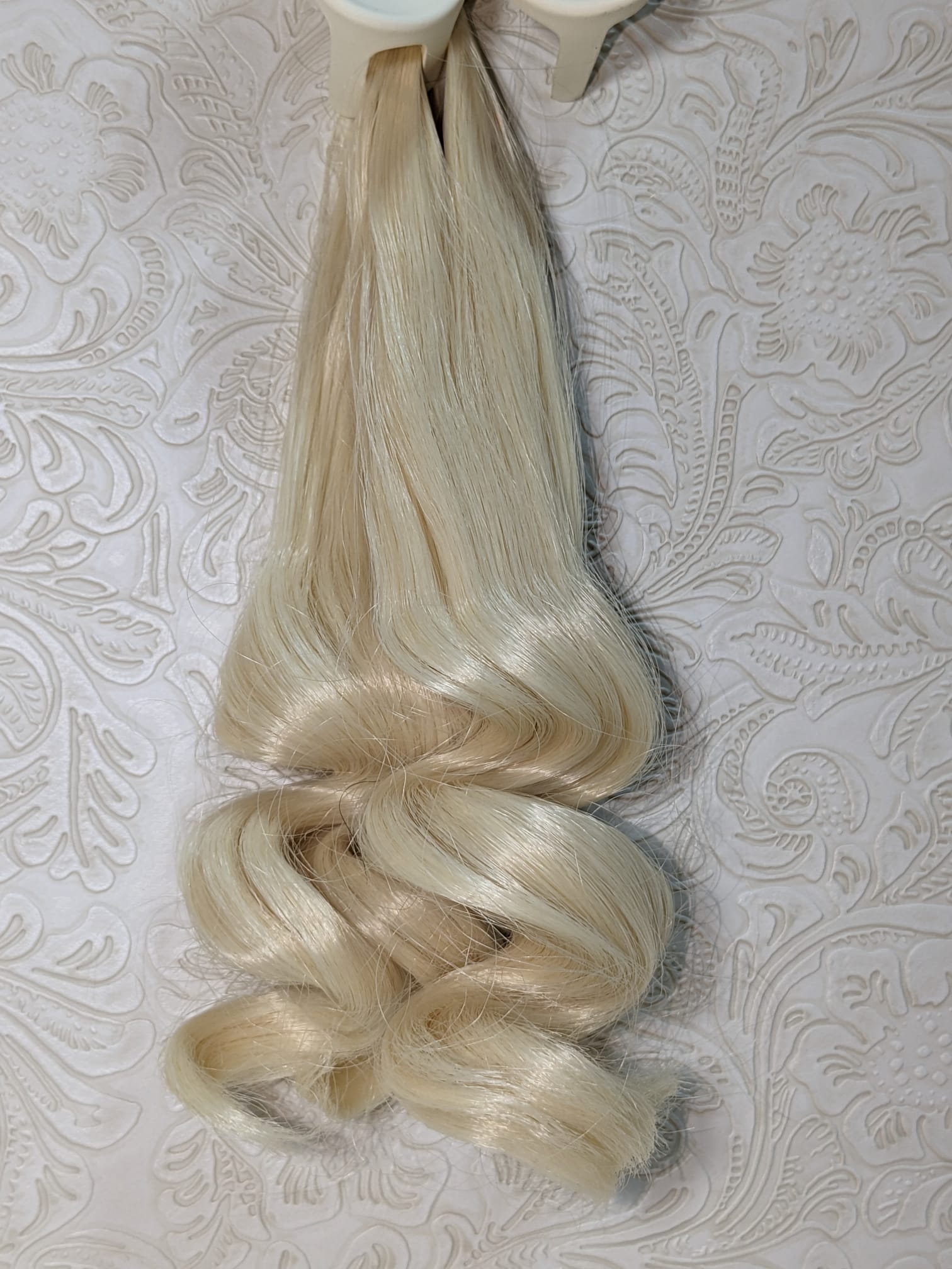 5b Light Blonde Set of Half Curls – Fabric Fun Shop